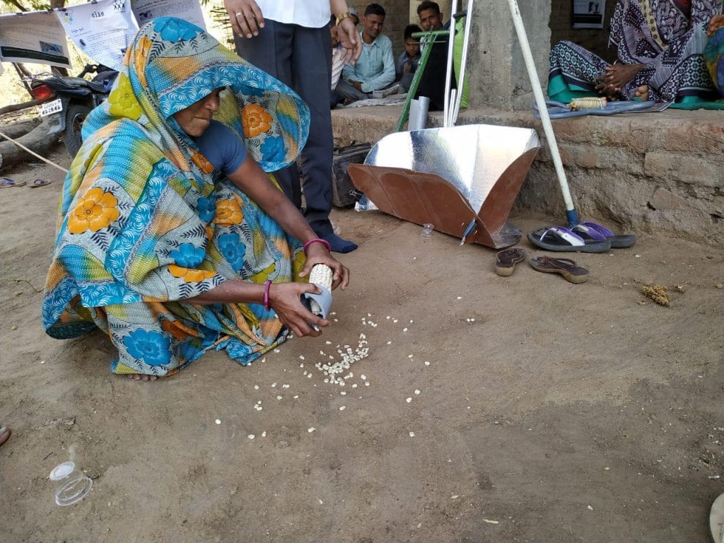 Field Test: Corn Shellers Made a Successful Demo Tour in Rural India