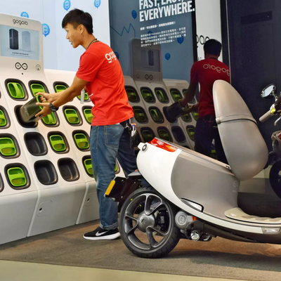 Gogoro Network Battery Swapping Platform | Engineering For Change